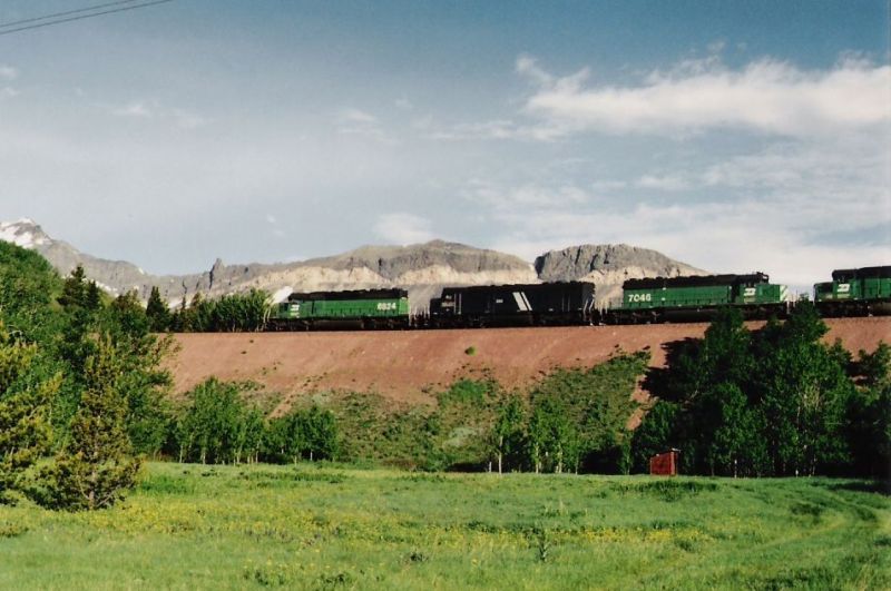 BN SD 40-2s 6824 and 7046 With MRL F 45 390